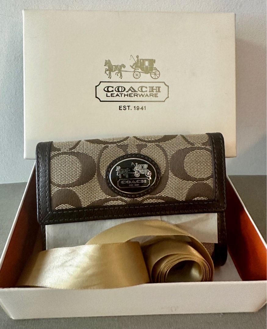 Vintage Coach Wallet, Women's Fashion, Bags & Wallets, Wallets & Card ...