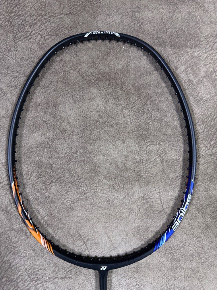 Yonex Voltric Lite 40i, Sports Equipment, Sports & Games, Racket & Ball ...