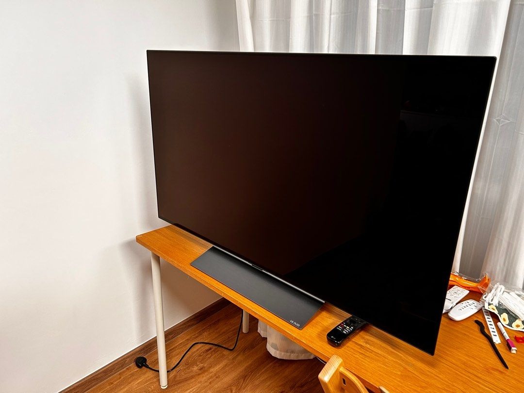 1 week old LG 48 inch C3 - OLED48C3PSA, TV & Home Appliances, TV ...