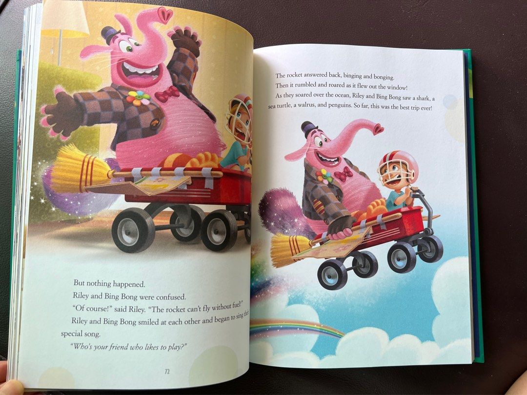 5-Minute Disney Pixar Stories, 興趣及遊戲, 書本 & 文具, 小朋友書 - Carousell