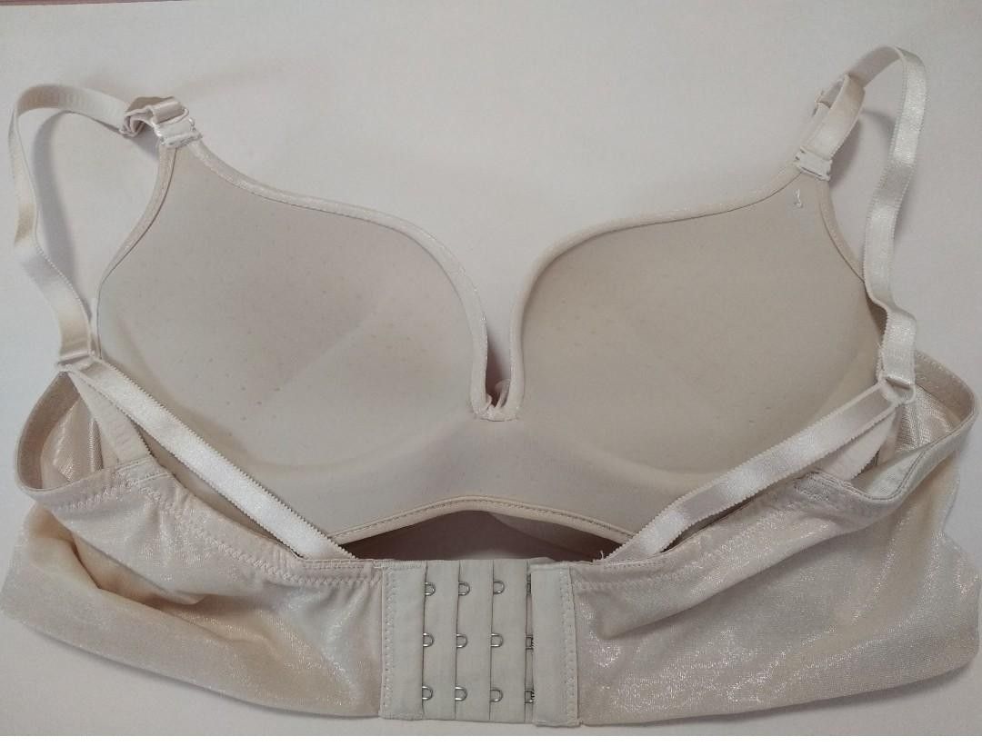 85B Bra set, Women's Fashion, New Undergarments & Loungewear on Carousell