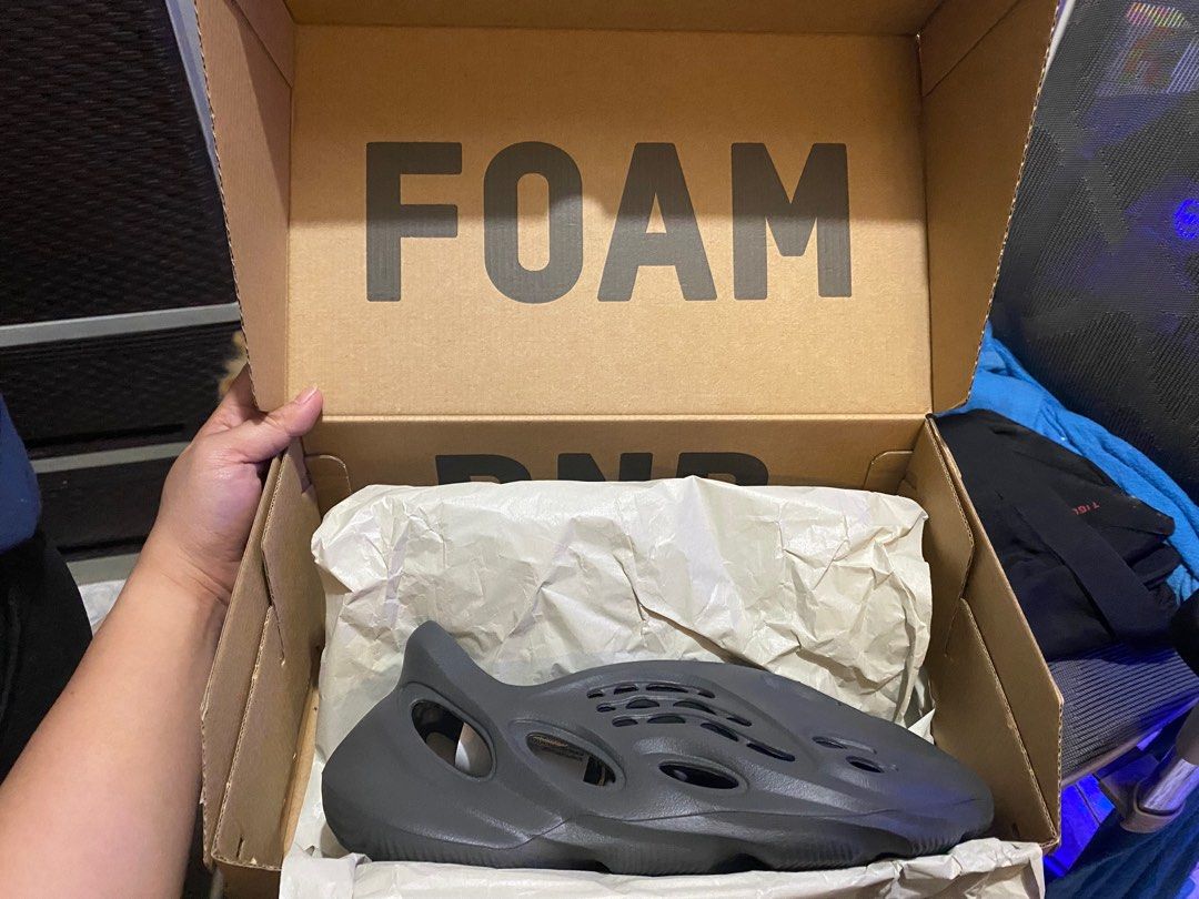 Adidas Foam Runner Brandnew with Box, Men's Fashion, Footwear, Slippers ...
