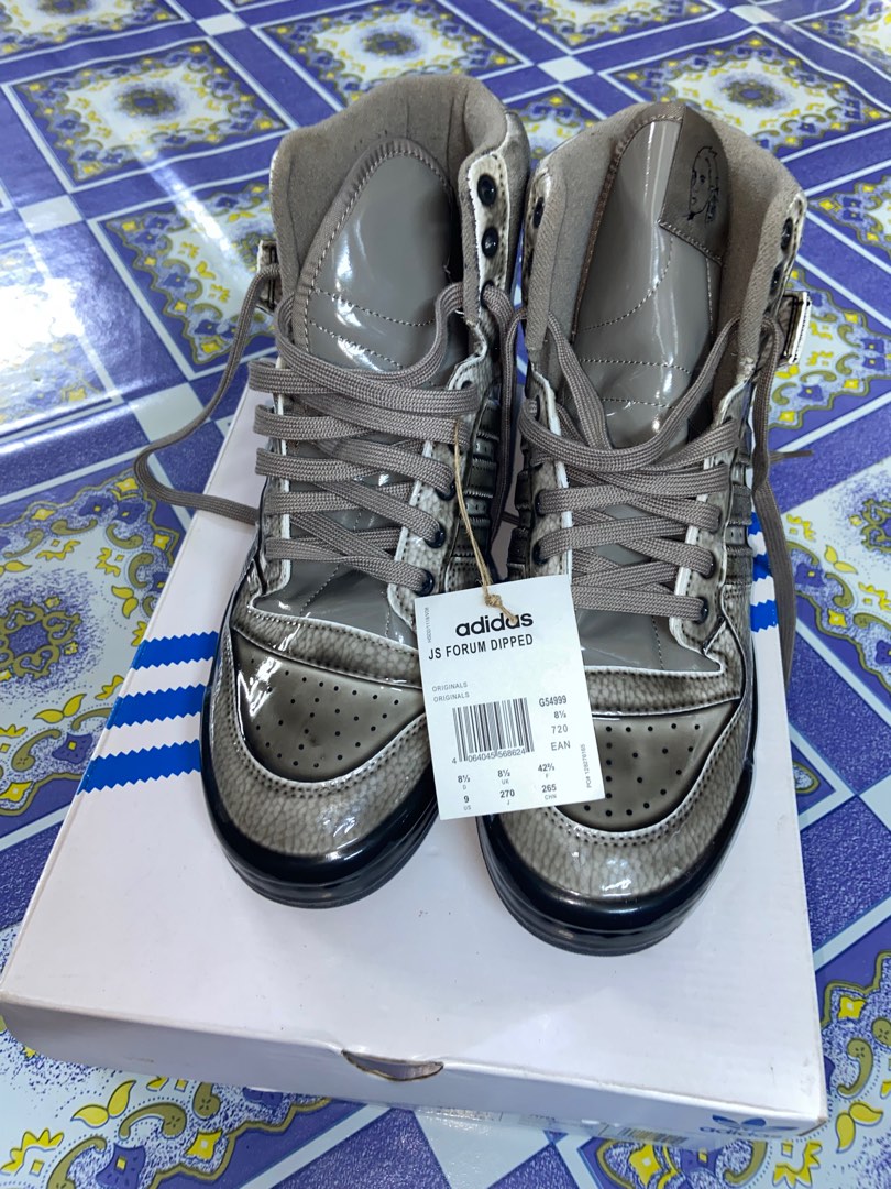 Adidas X Jeremy Scott, Men's Fashion, Footwear, Sneakers on Carousell