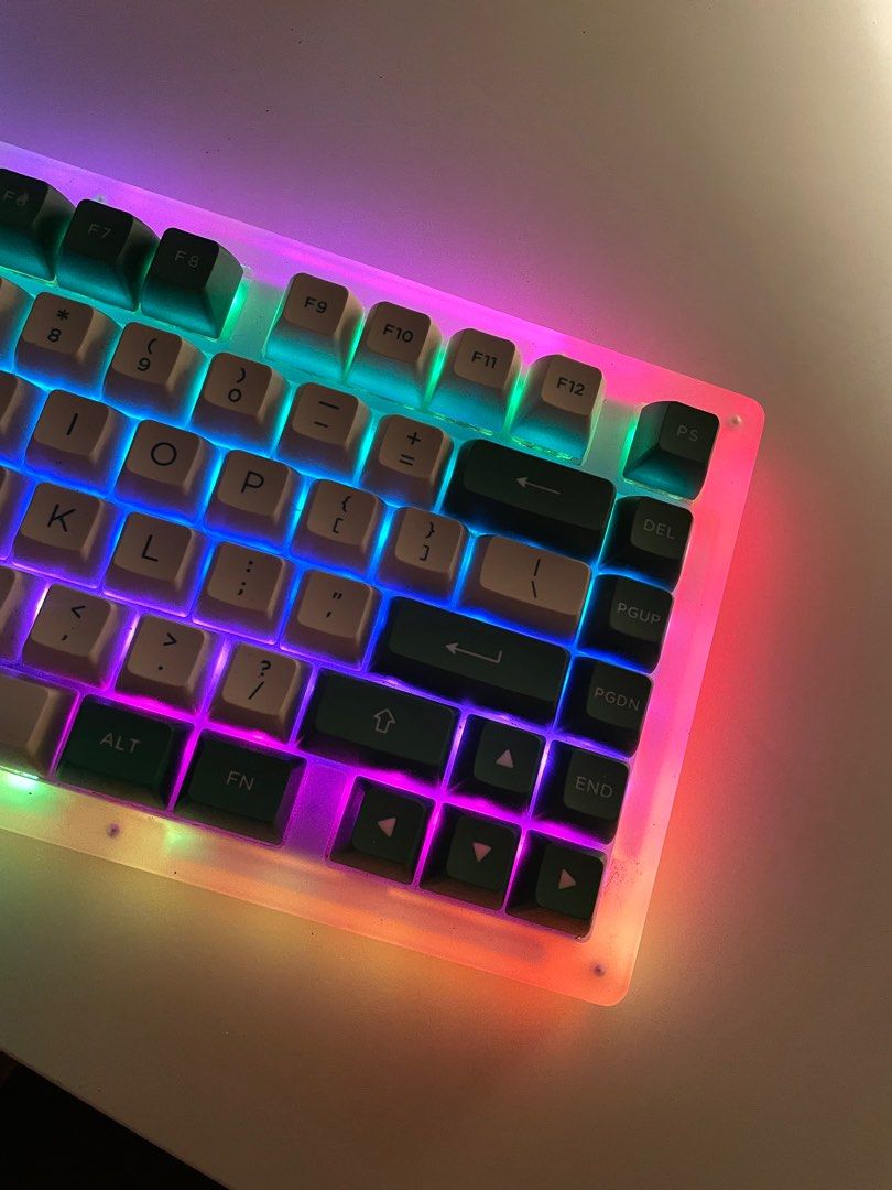 Akko matcha green and pink acr75 rgb keyboard, Computers & Tech, Parts ...