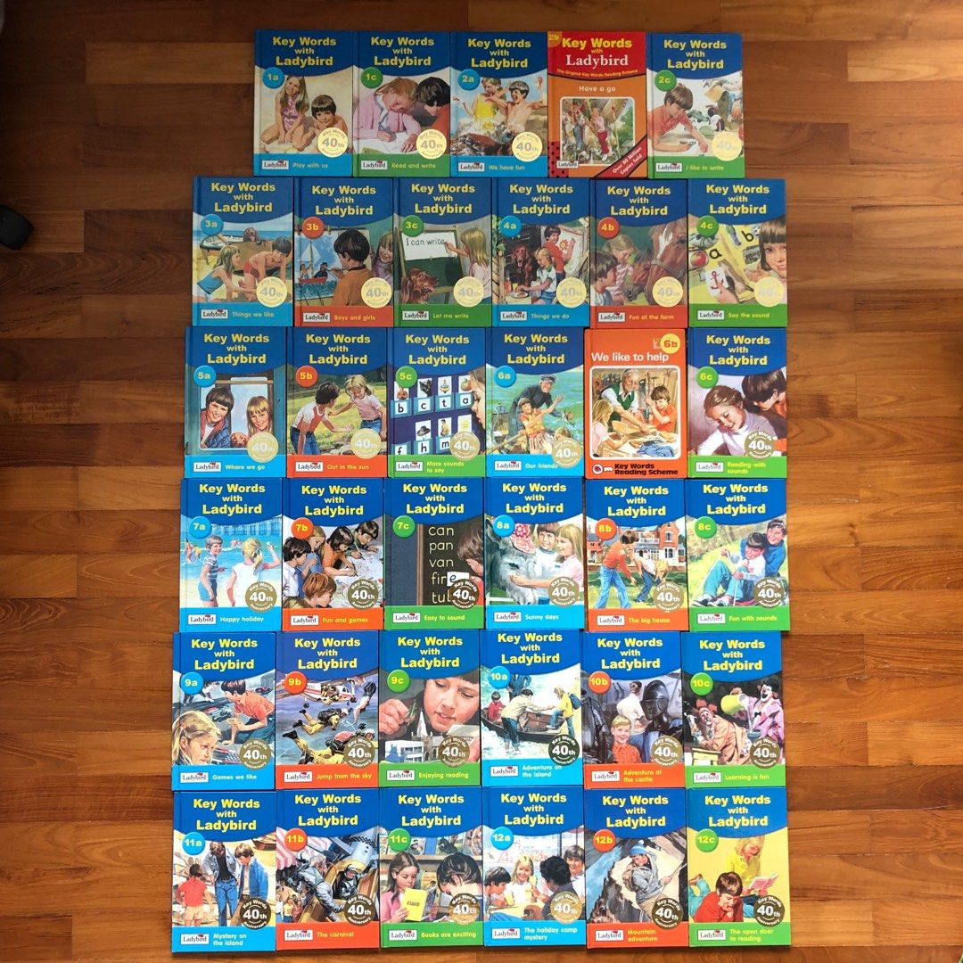 Almost complete set of Ladybird Key Word Reading Scheme Peter and Jane ...