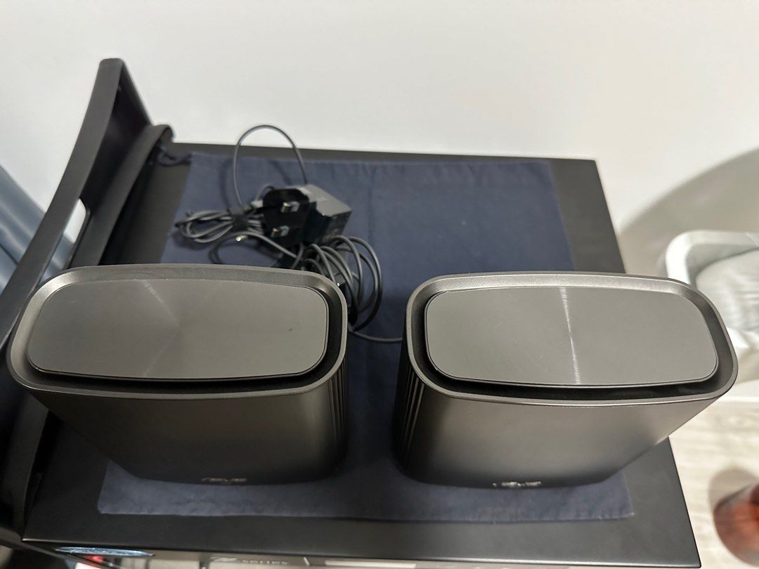 Asus Zenwifi AX XT8 Mesh Router 2 piece pack, Computers & Tech, Parts ...