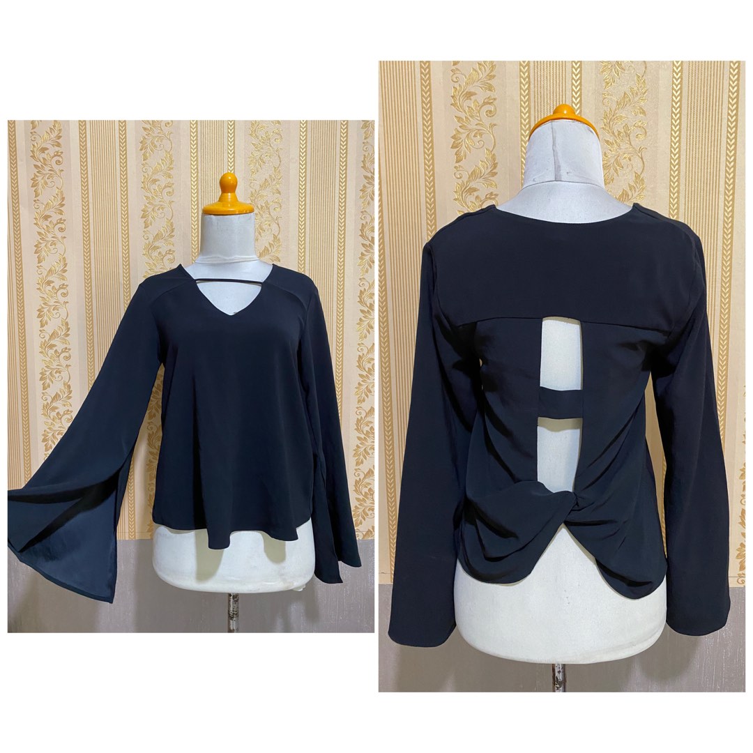 Black cut out top 2309, Fesyen Wanita, Pakaian Wanita, Atasan di Carousell
