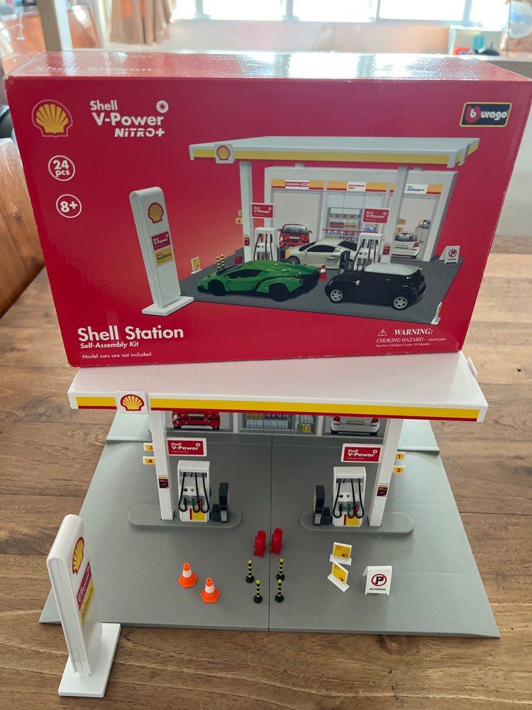 Bburago Shell Station, Hobbies & Toys, Toys & Games on Carousell
