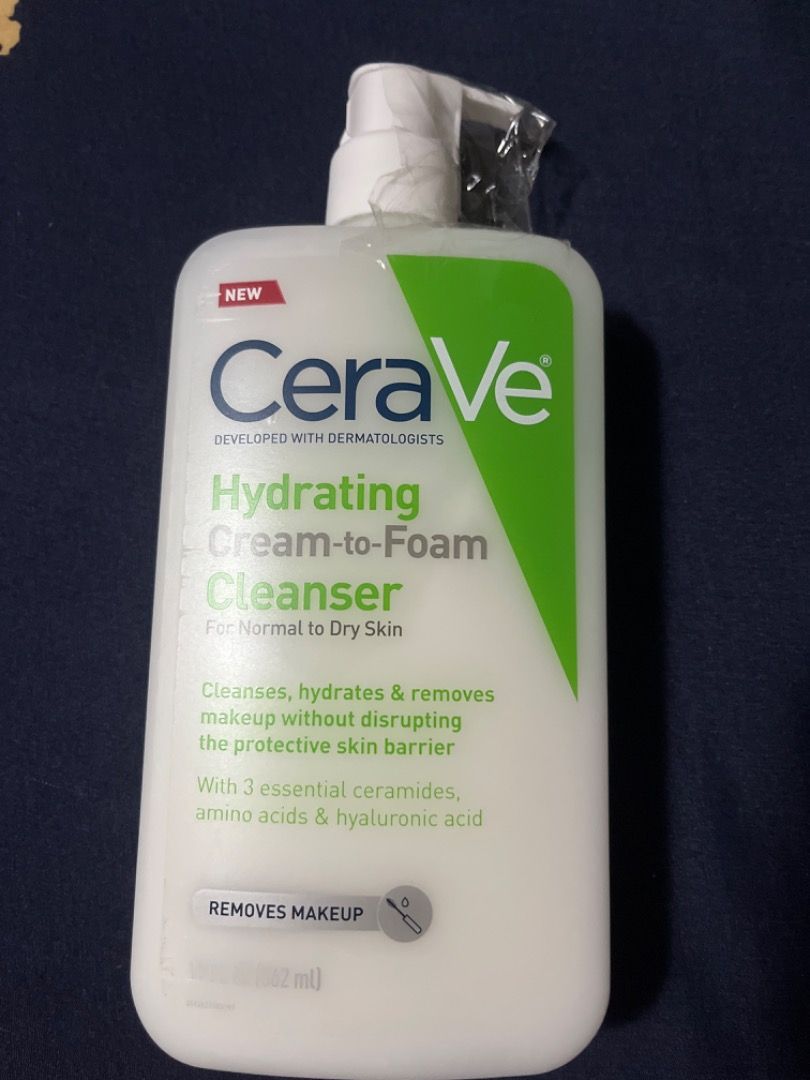 CeraVe Hydrating Cream-to-Foam Cleanser, Beauty & Personal Care, Bath & Body, Body Care on Carousell