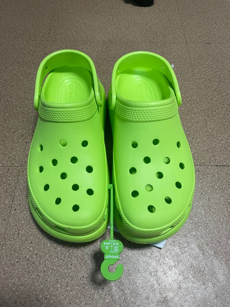 Crocs Classic Crush Clog in Limeade, Men's Fashion, Footwear, Slippers ...
