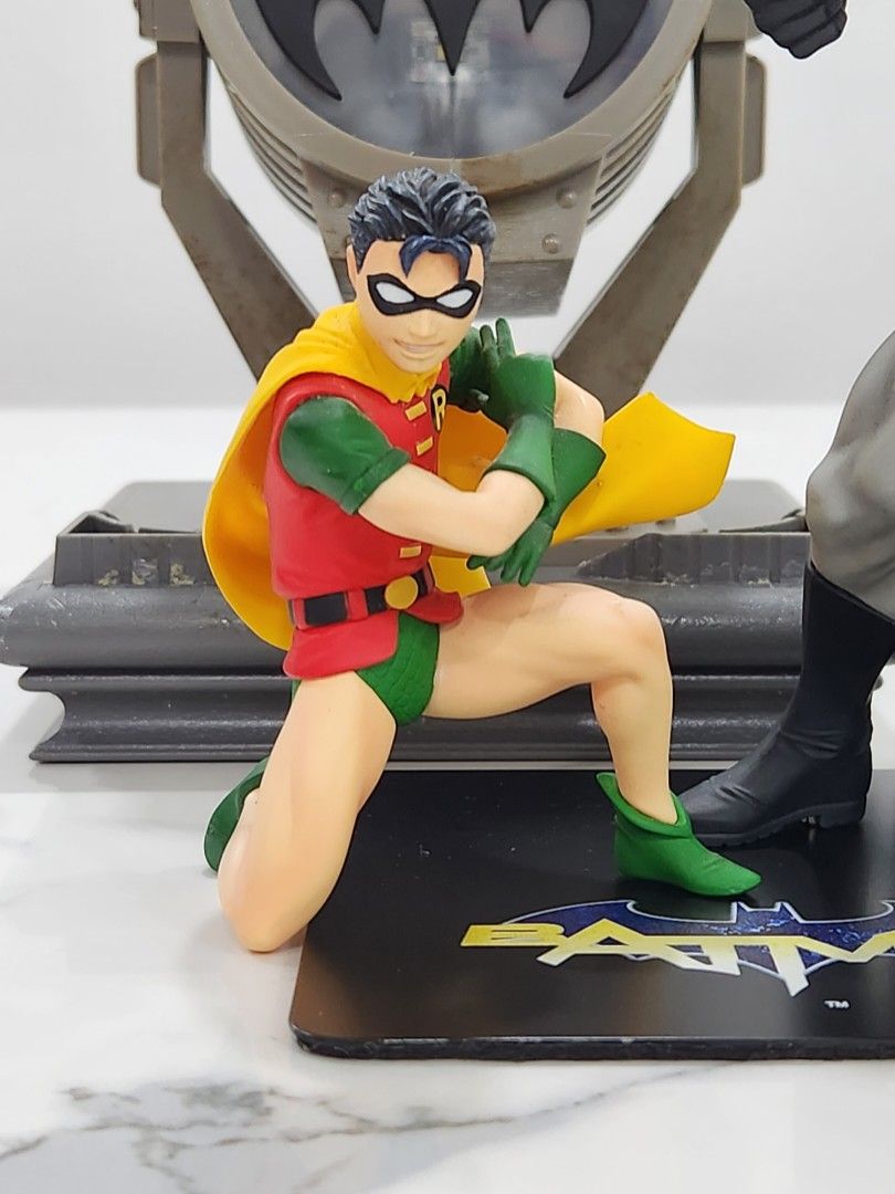DC Comics Kotobukiya BATMAN & ROBIN ARTFX+ Toys Statue Sideshow ...