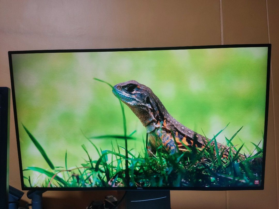 Dell 27" Inch Ultra Sharp Monitor U2718Q, Computers & Tech, Parts ...