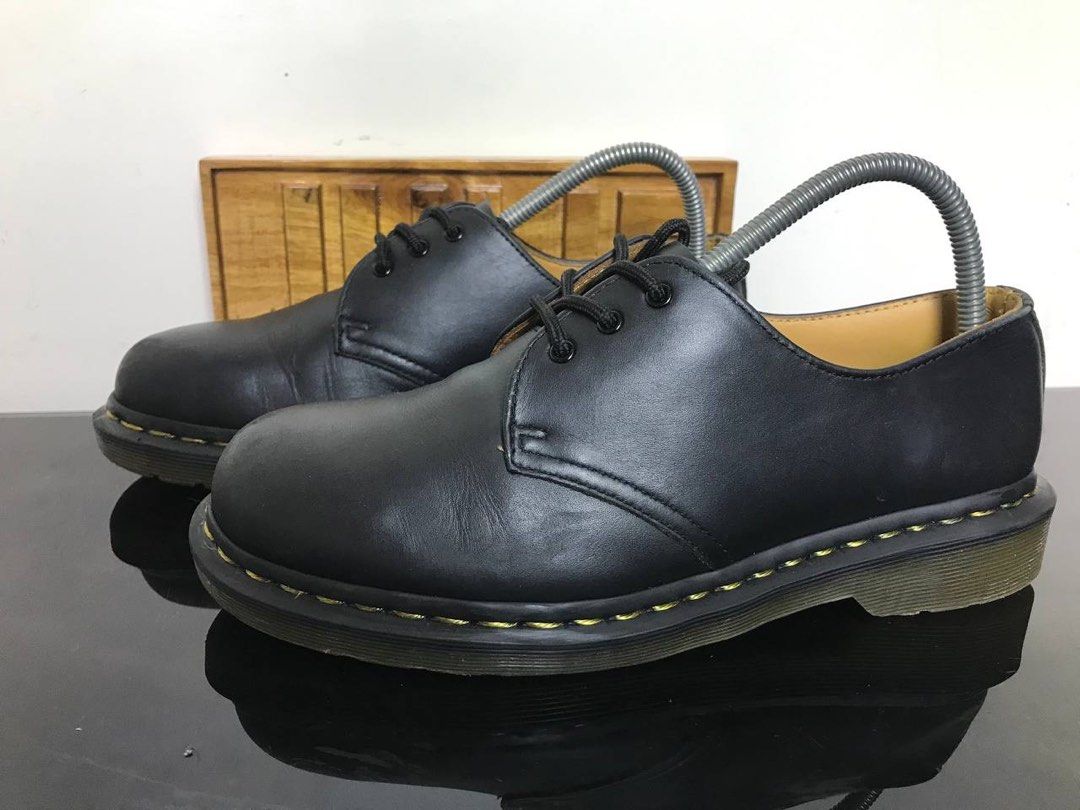 DR MARTENS 1461 / Uk 6, Men's Fashion, Footwear, Boots on Carousell