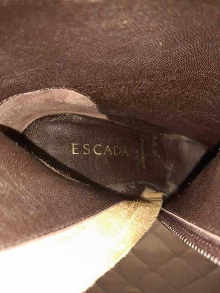 Escada Knee-High Boots, Women's Fashion, Footwear, Boots on Carousell