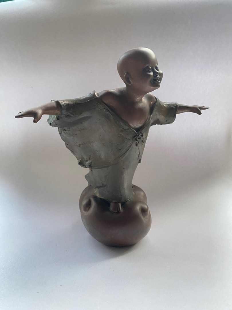 Fa Cheng-Hsien Bronze Sculpture - 法成宪之逐梦翱翔（小）, Hobbies & Toys ...