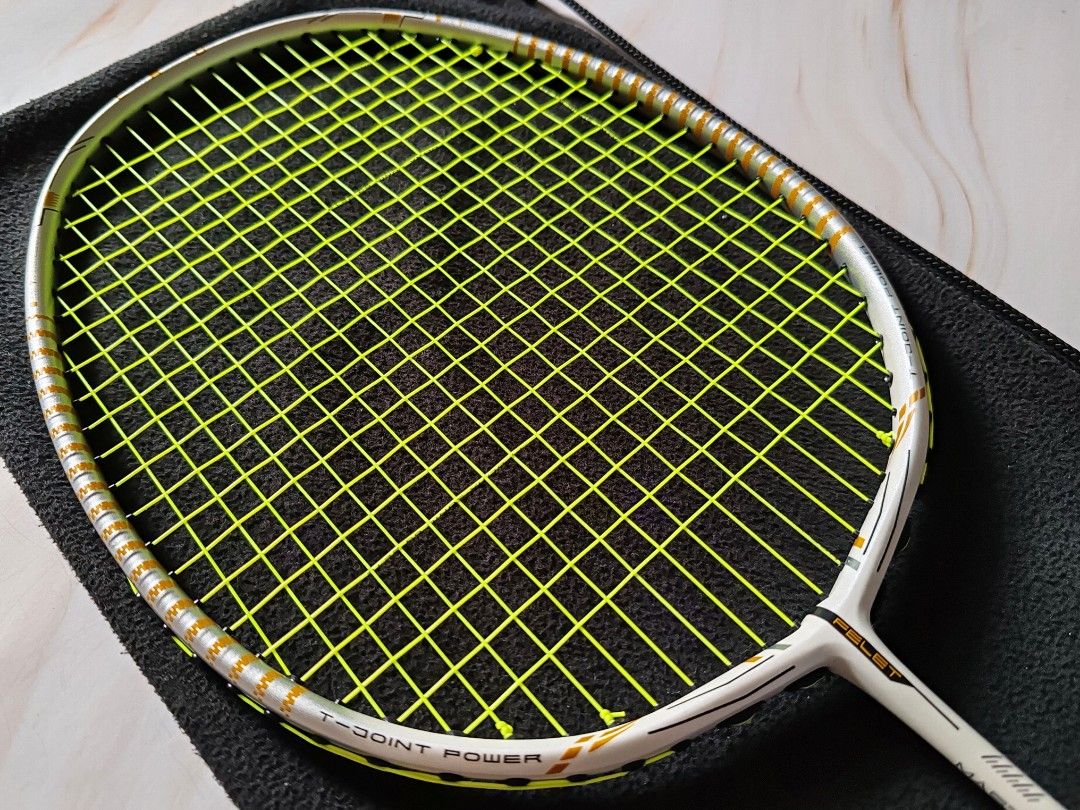 Felet TJ - 1000 Speed Badminton Racket with Felet Ultrasonic 63 string ...