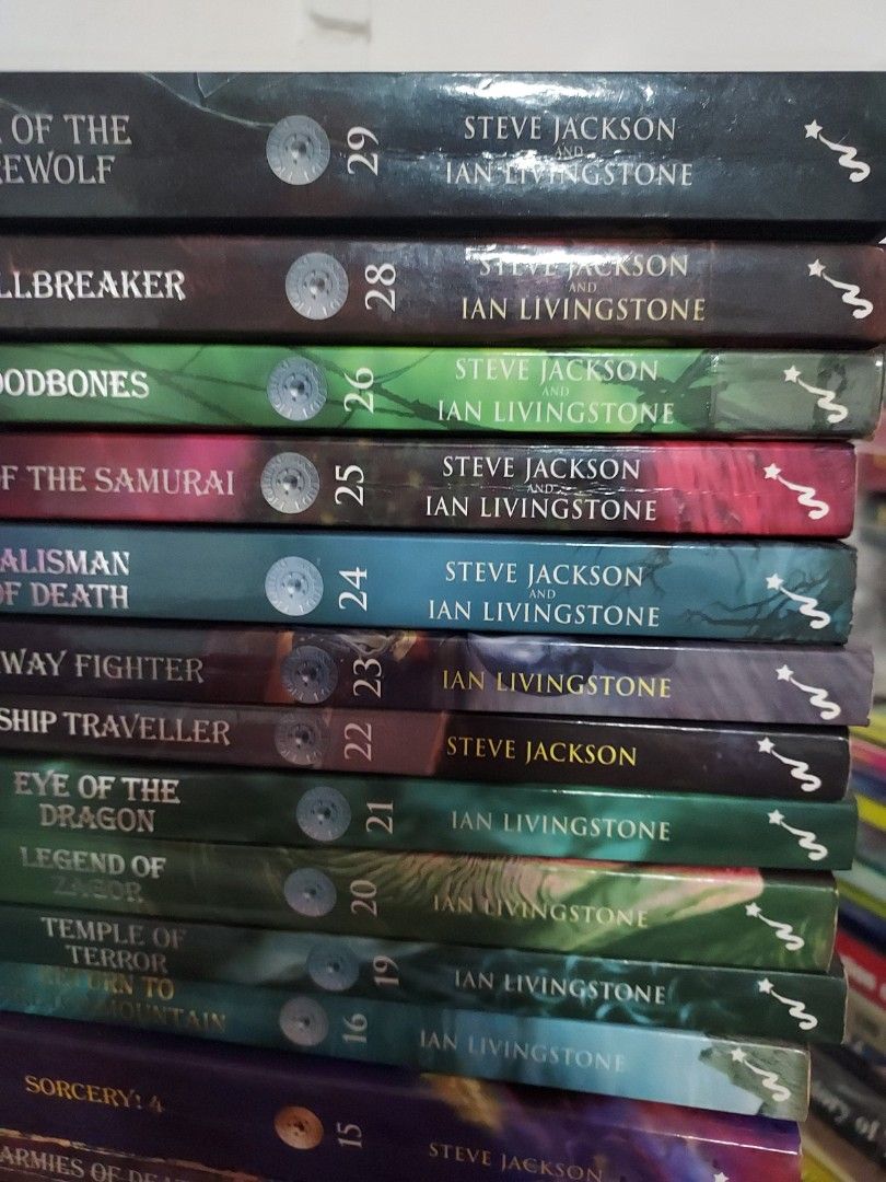 Fighting fantasy, Hobbies & Toys, Books & Magazines, Fiction & Non ...