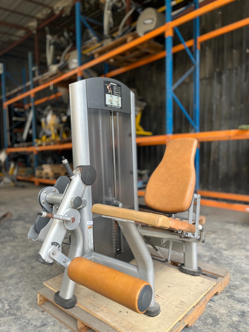 FITNESS/EQUIPMENT BARANG GYM LIFE FITNESS SIGNATURE SERIES LEG ...