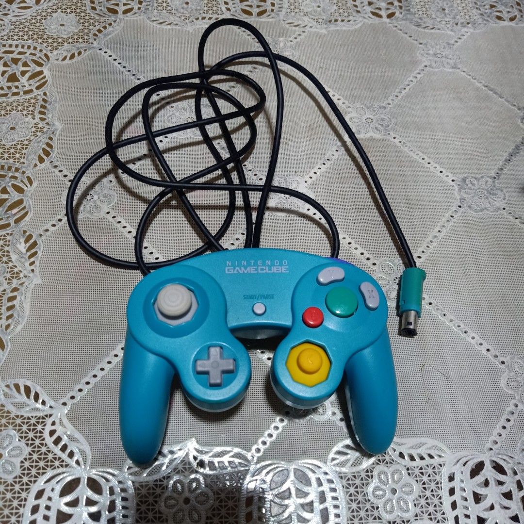 Gamecube controler, Video Gaming, Gaming Accessories, Controllers on ...