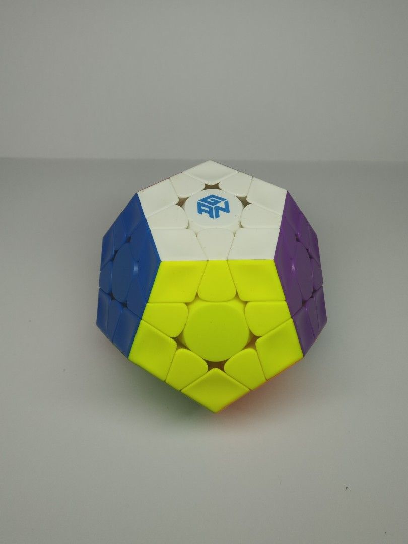 GAN Megaminx Rubik's cube puzzle, Hobbies & Toys, Toys & Games on Carousell