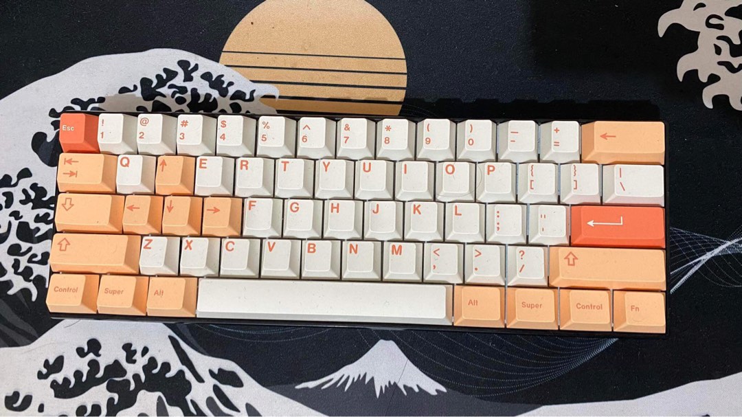GMK Peaches n Cream Lite Basekit by Rensuya, Computers & Tech, Parts ...
