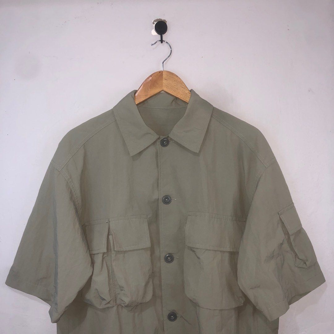GU Utility Buttondown Polo, Men's Fashion, Tops & Sets, Tshirts & Polo ...