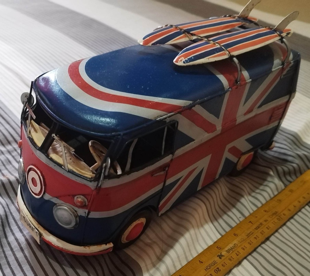 Handcrafted Bus (UK Flag Design), Hobbies & Toys, Memorabilia ...