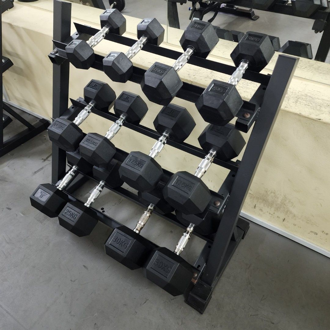 Hex dumbbell set with Rack, Sports Equipment, Exercise & Fitness ...