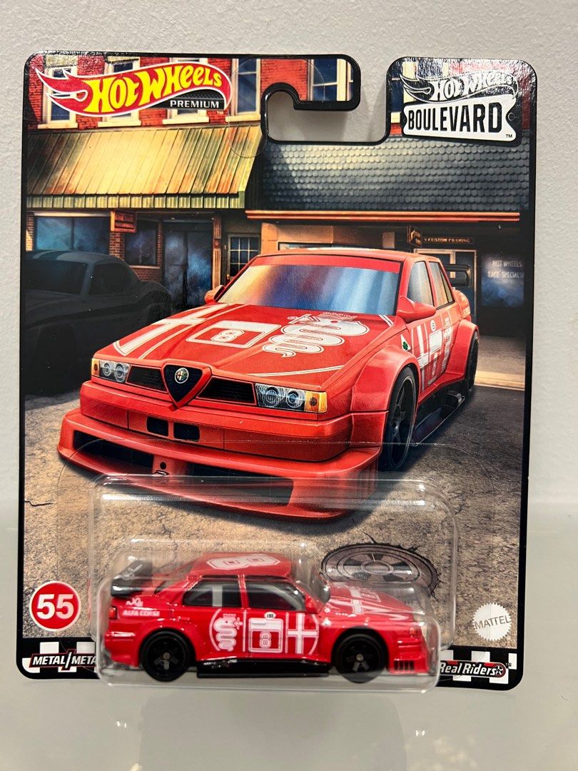 Hot Wheels Boulavard Set, Hobbies & Toys, Toys & Games on Carousell