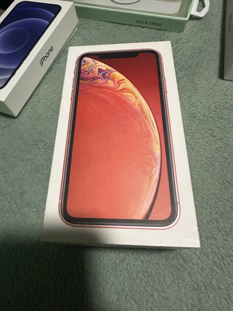 iphone XR Box, Mobile Phones & Gadgets, Mobile Phones, iPhone, iPhone X ...