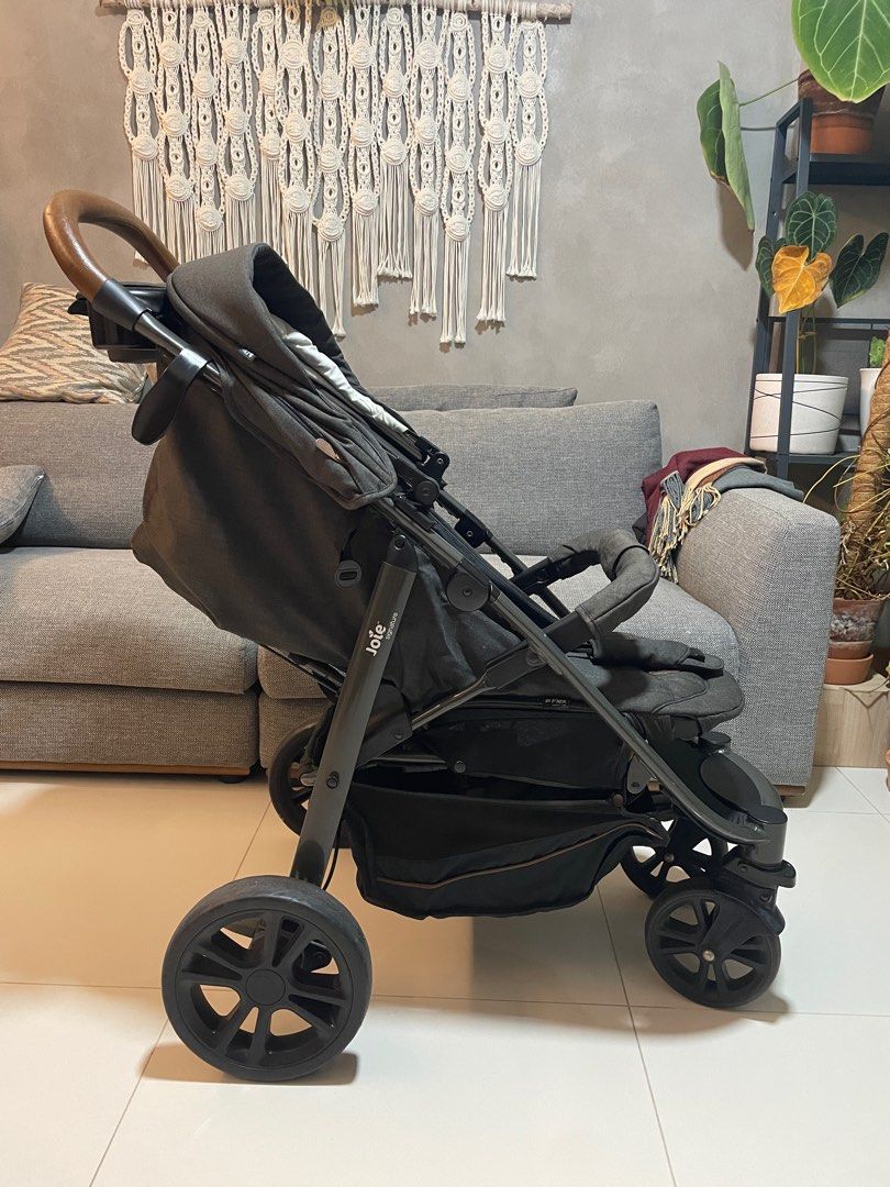 Joie signature stroller, Babies & Kids, Going Out, Strollers on Carousell