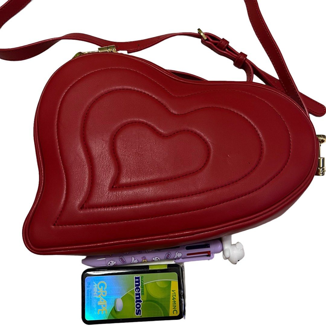 Katy Perry Heart Crossbody Bag, Women's Fashion, Bags & Wallets, Cross ...