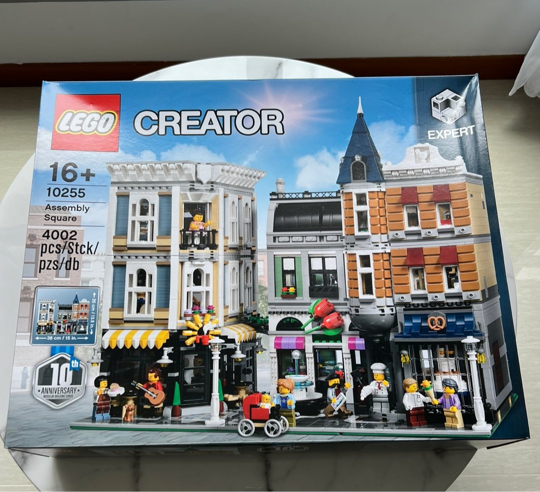 Lego 10255 Assembly Square New, Hobbies & Toys, Toys & Games on Carousell