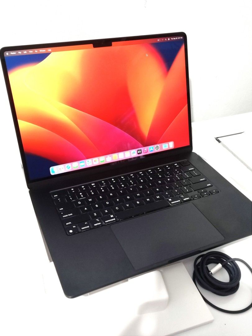 MacBook AIR M2 15 INCH (256gb) AND 13 INCH (512gb), Computers & Tech ...