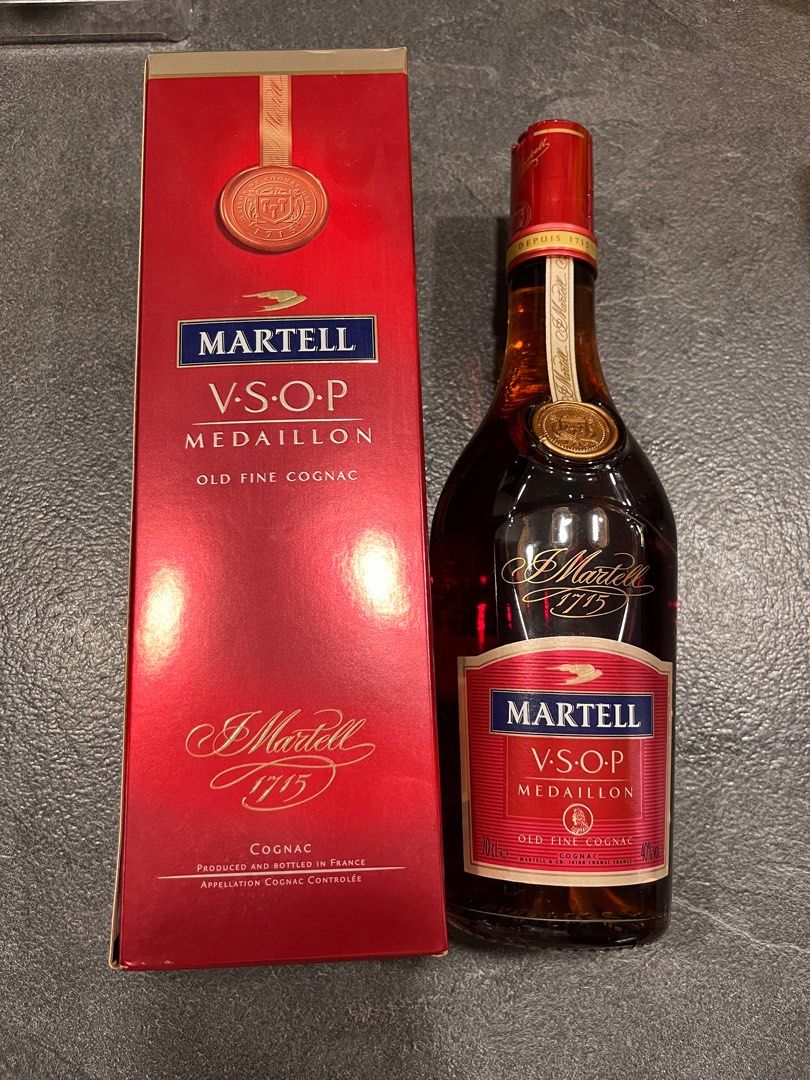 Martell VSOP Medallion 1715 700ml 40%, Food & Drinks, Alcoholic Beverages on Carousell
