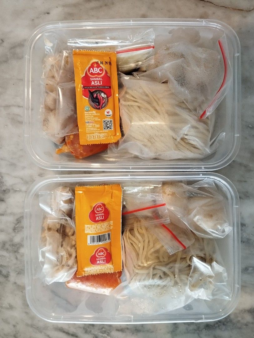 Mie ayam baso frozen, Makanan & Minuman, Makanan Instan di Carousell