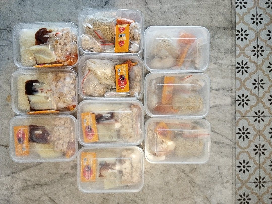 Mie ayam baso frozen, Makanan & Minuman, Makanan Instan di Carousell