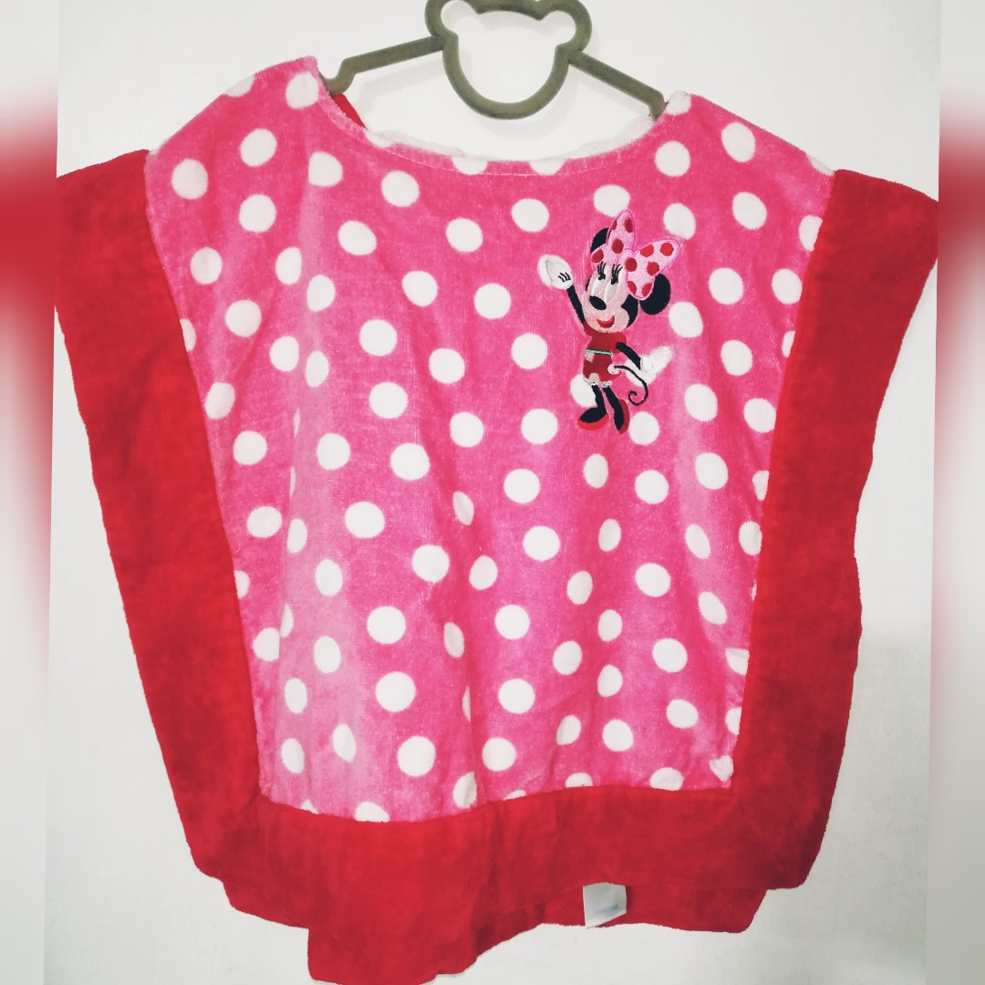 Minnie Mouse Character Design Body Bath Robe, Babies & Kids, Babies ...