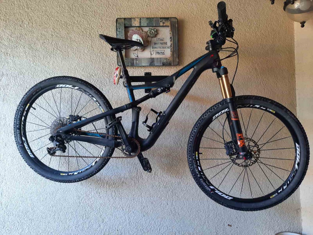 MOUNTAIN BIKE WITH FLOAT FOX DPS, Sports Equipment, Bicycles & Parts ...