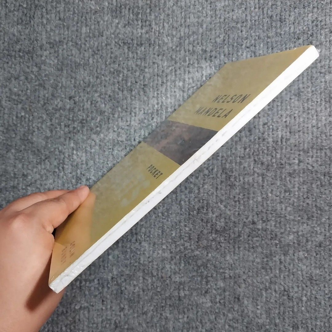 NELSON MANDELA: Pocket Giants by Colin Bundy, Hobbies & Toys, Books ...