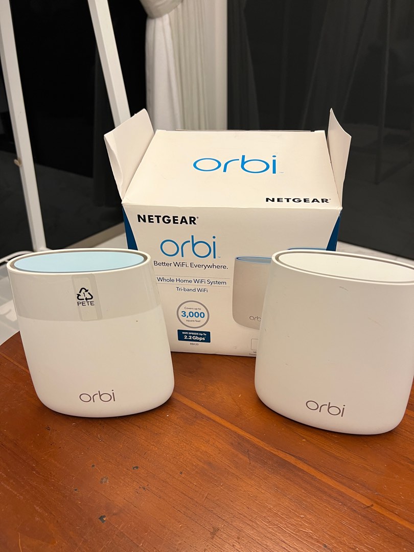 Netgear Orbi AC2200 Wifi extender - router (RBR20) and satellite (RBS20 ...