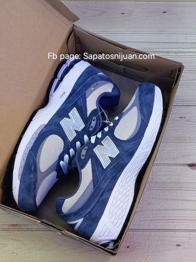 New balance 2002r blue grey, Men's Fashion, Footwear, Sneakers on Carousell