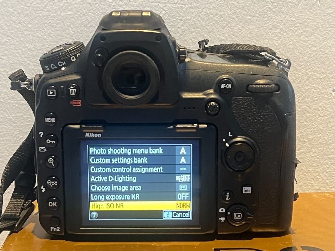 Nikon D850 DSLR with MB-D18 Battery Grip, Photography, Cameras on Carousell