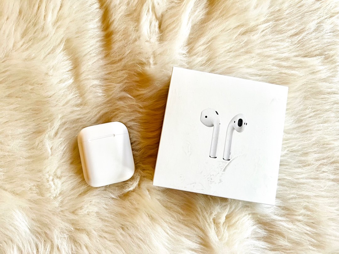 ORIGINAL APPLE Airpods Gen 2, Audio, Earphones on Carousell