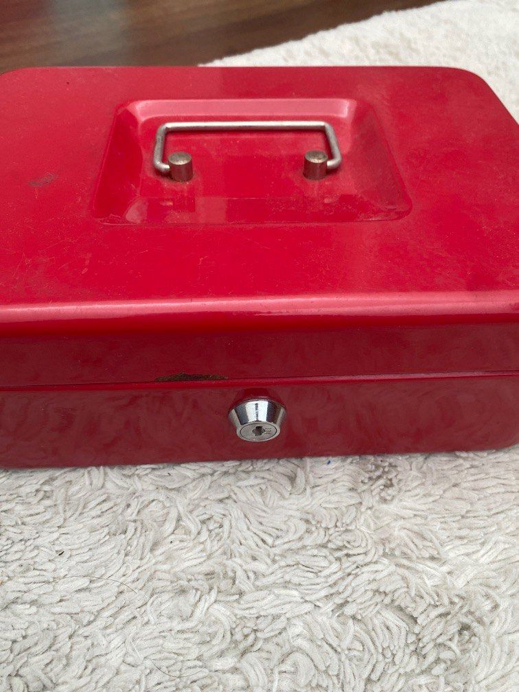 Petty cash box, Furniture & Home Living, Home Improvement ...