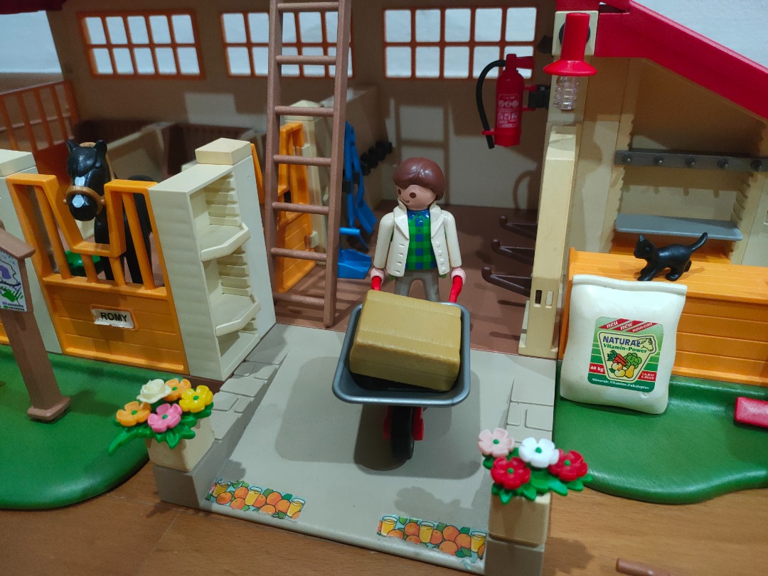 Playmobil 4190 Riding Stables Horse Farm, Hobbies & Toys, Toys & Games ...