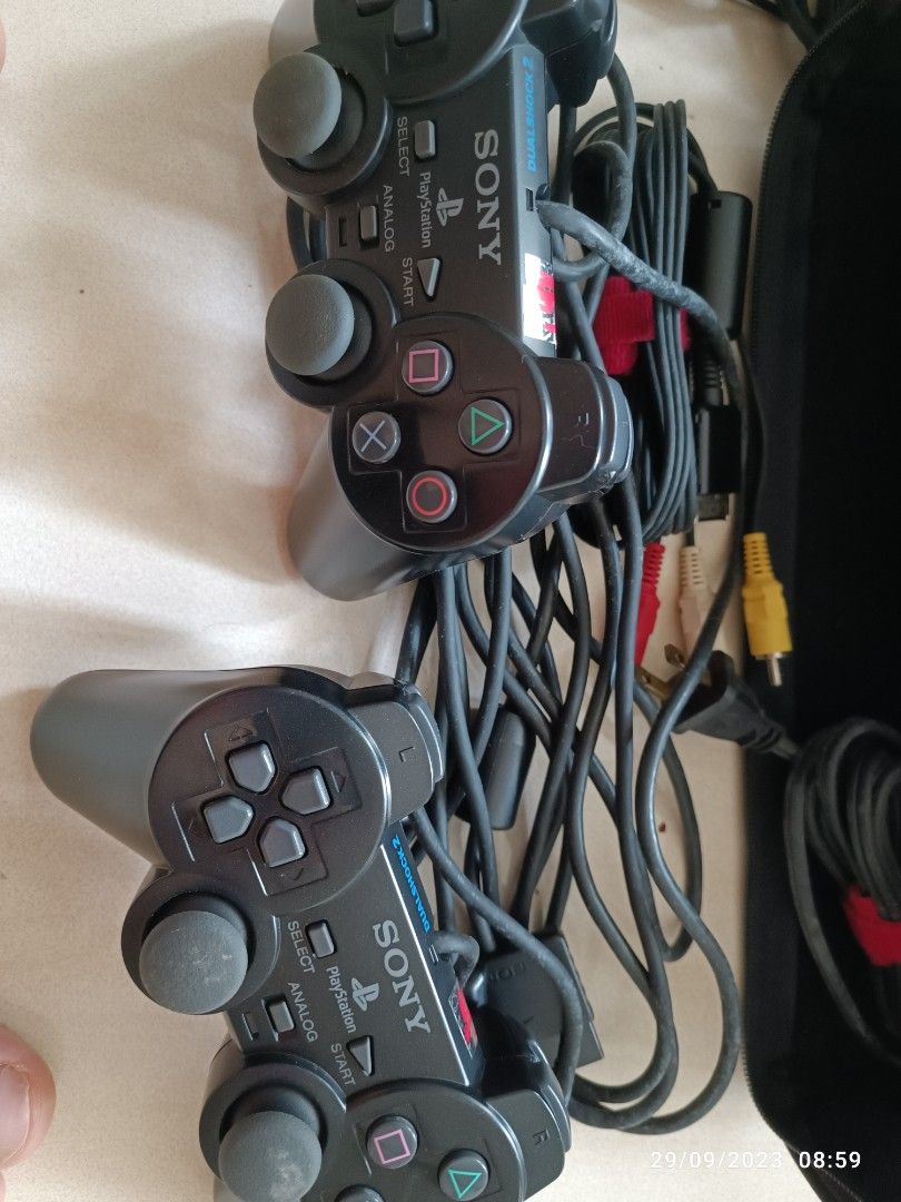 Ps2 playstation 2 fat lengkap dengan gun 2 stik, Video Game, Konsol di ...