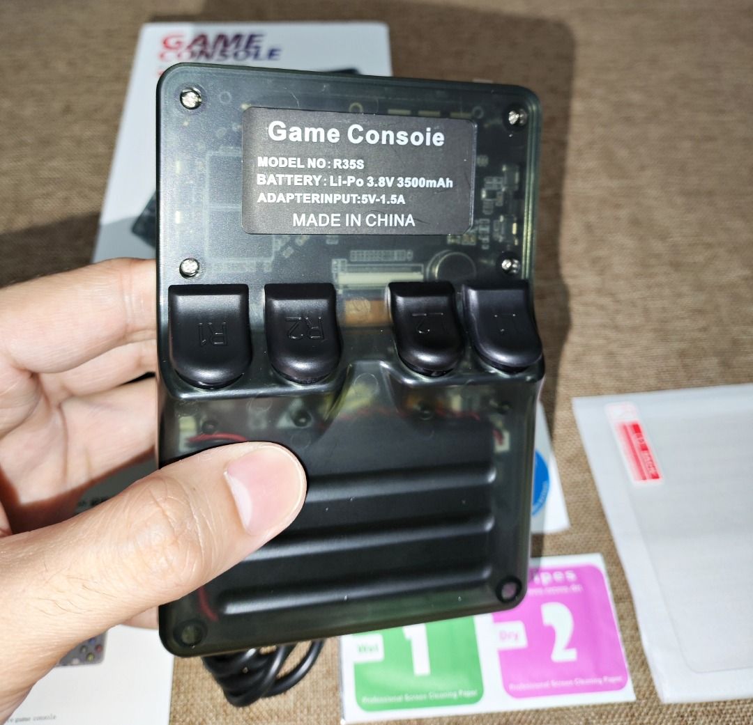 R35S Game Console, Video Gaming, Video Game Consoles, Others on Carousell