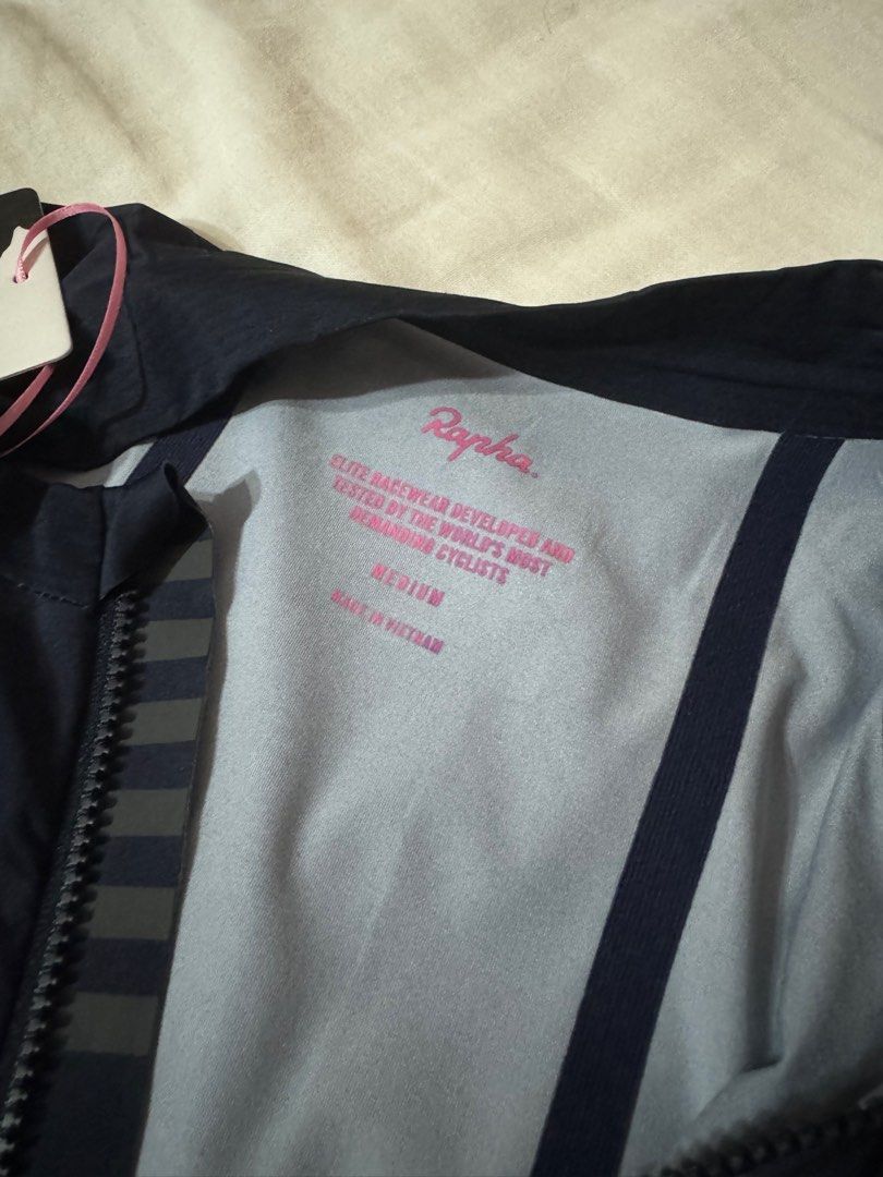 Rapha RCC Pro Team Jersey (Medium), Men's Fashion, Activewear on Carousell