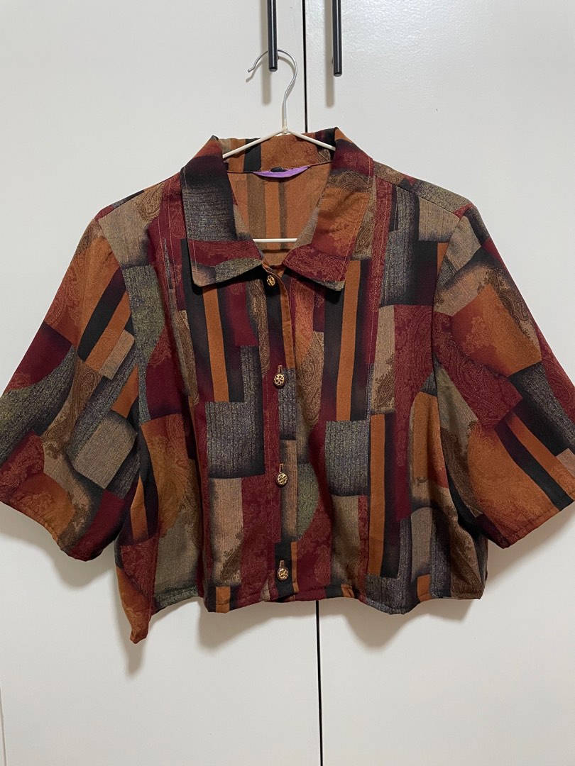 Rare Vintage Print Semi Crop Polo Top, Women's Fashion, Tops, Others ...